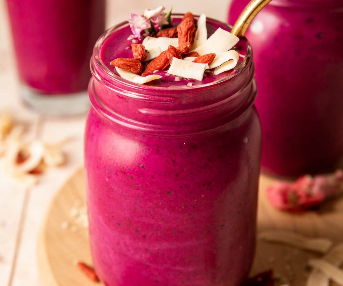 Dragon Fruit Smoothie Recipe - Jar Of Lemons