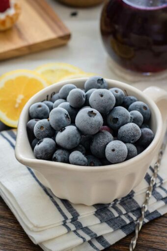 How To Freeze Blueberries - Jar Of Lemons
