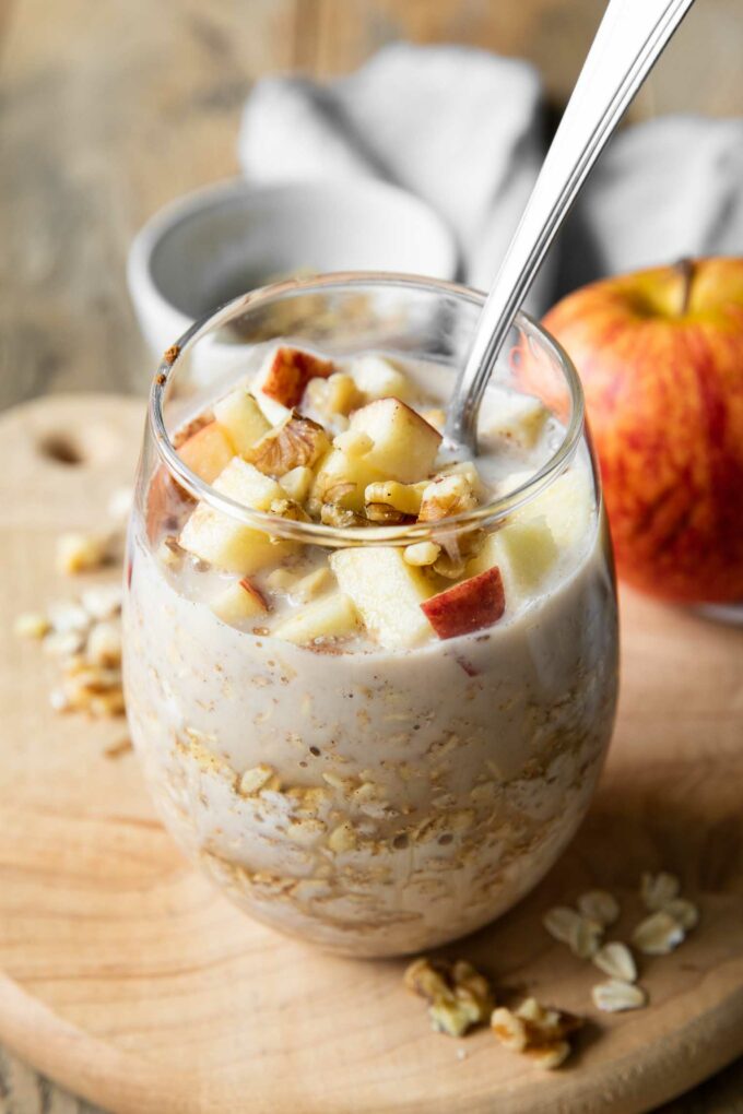 Apple Cinnamon Overnight Oats - Jar Of Lemons