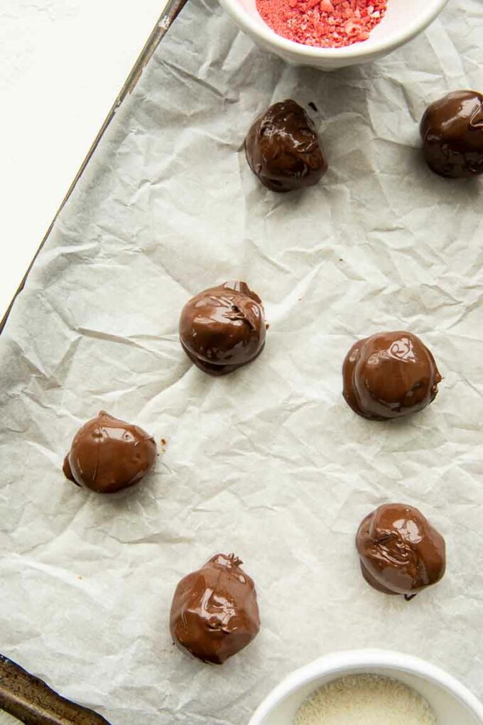 Superfood Chocolate Bites - Jar Of Lemons