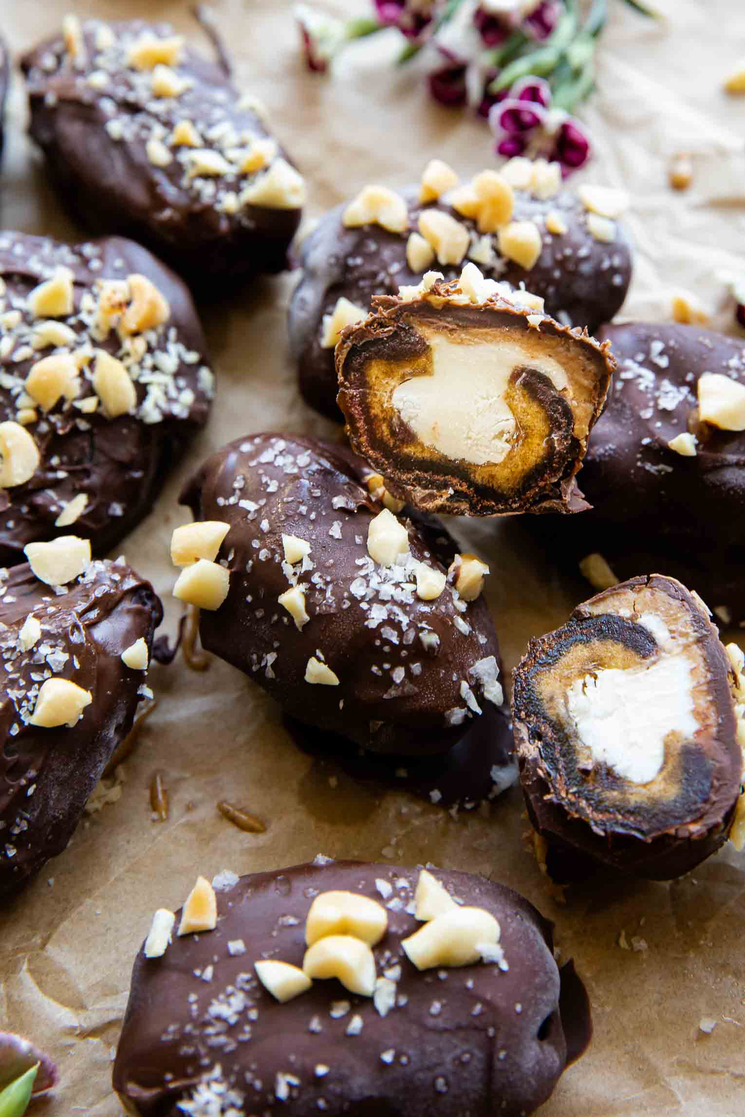 Date Snickers (Peanut Butter Yogurt Dates) - Jar Of Lemons