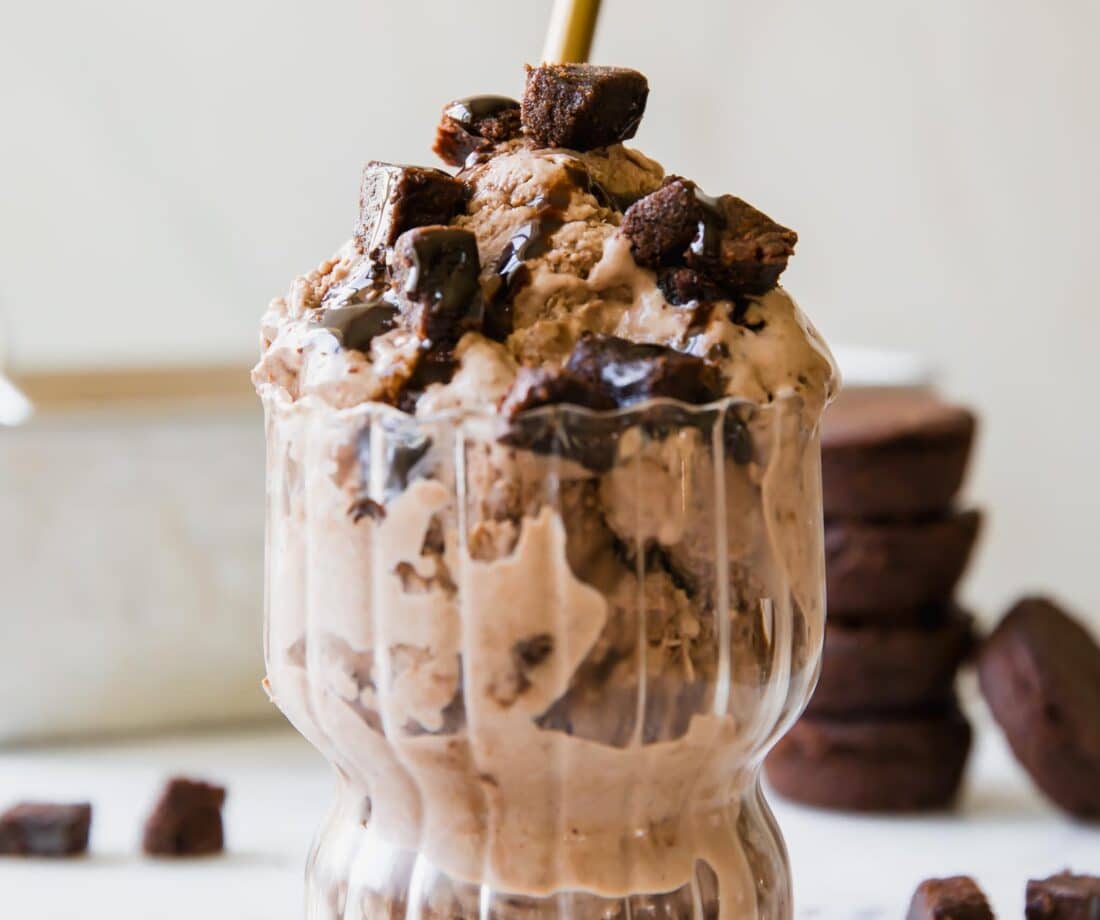 Brownie Batter Ice Cream - Jar Of Lemons