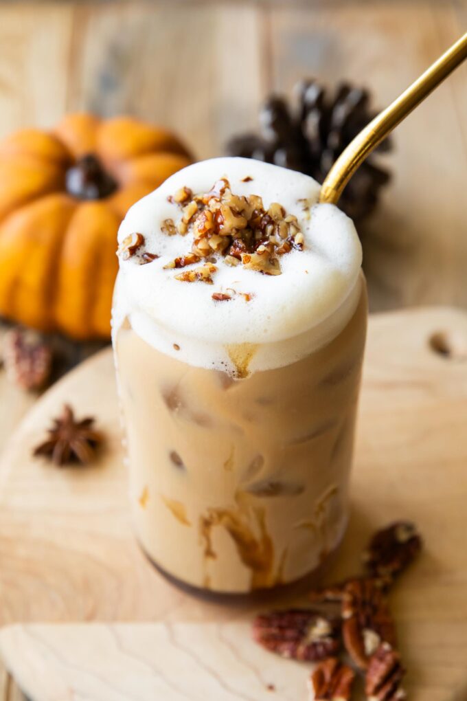 Starbucks Pecan Crunch Oatmilk Latte - Jar of Lemons