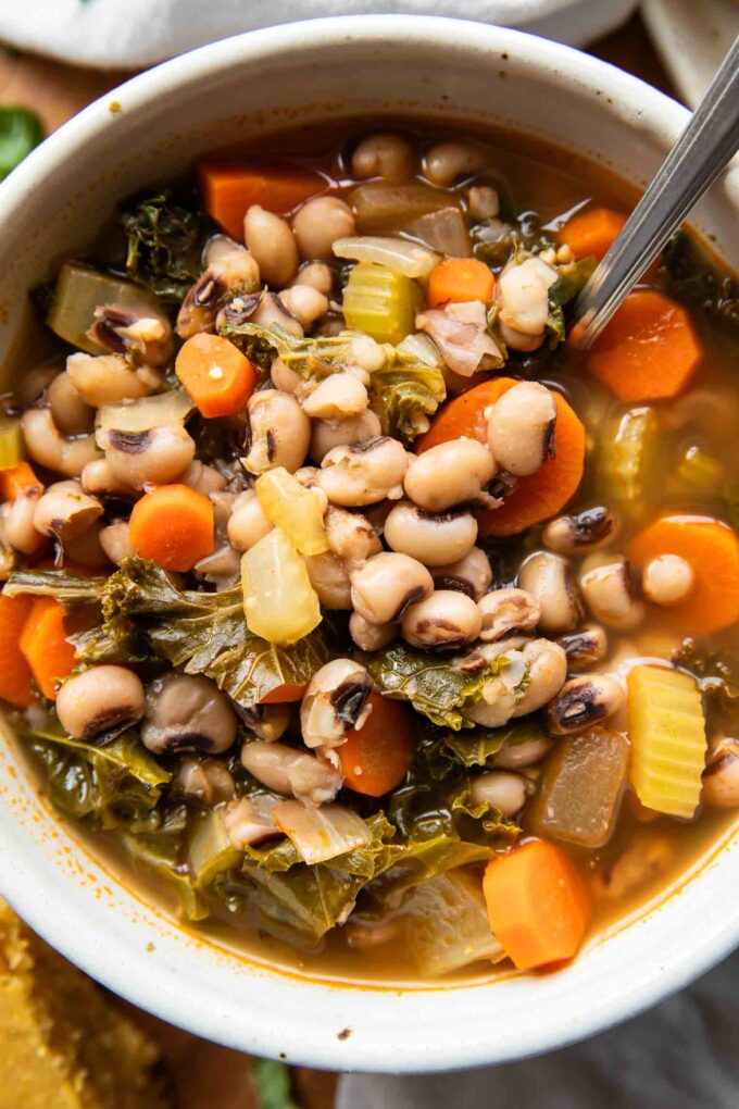 Easy Black Eyed Pea Soup Recipe - Jar Of Lemons