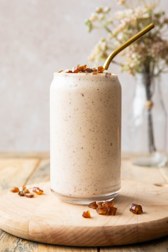 Palm Springs Date Shake (Healthy + High-Protein) - Jar Of Lemons