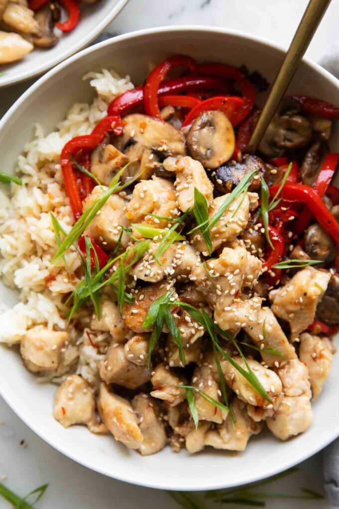 General Tso’s Chicken Bowls (30 Minutes!) - Jar Of Lemons